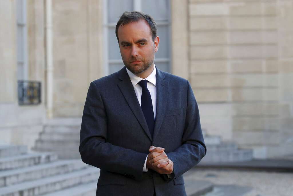 Στα βαθιά ο νέος Γάλλος πρωθυπουργός Σεμπαστιάν Λεκορνί
